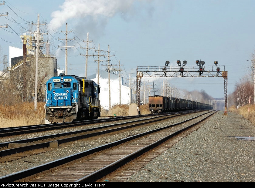CSX 4449 ( CSX train symbol C718) is at MP QD126